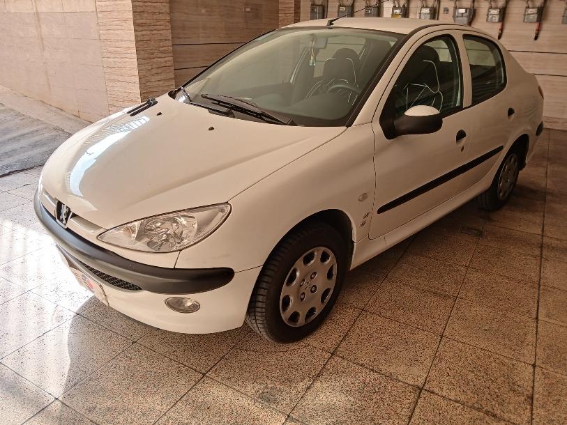 خرید و فروش پژو 206 صندوقدار V8 مدل 1396 با ضمانت – همراه مکانیک