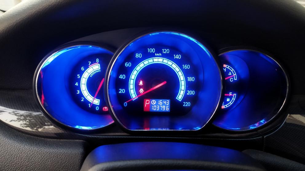 خرید و فروش جک J5 اتوماتیک 1800 مدل 1395 با ضمانت – همراه مکانیک