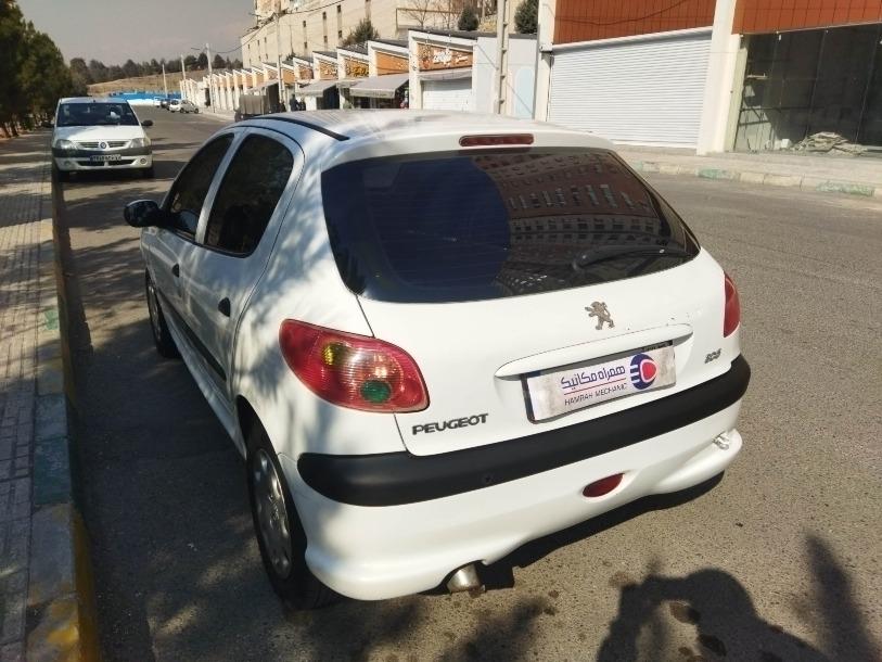 خرید و فروش پژو 206 تیپ 5 مدل 1393 با ضمانت – همراه مکانیک