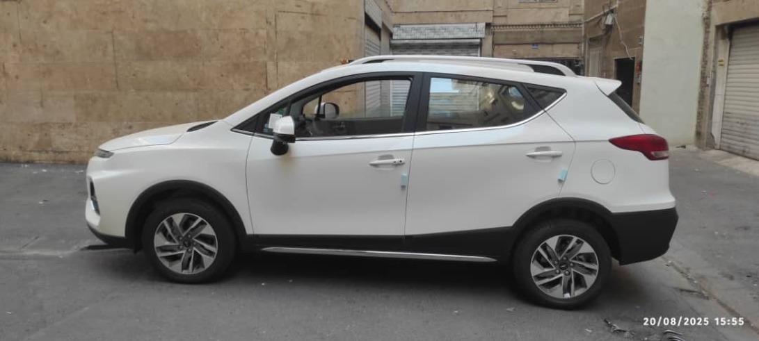 خرید و فروش کی ام سی SR3 موتور 1600 مدل 1404 نقد و اقساط – همراه مکانیک