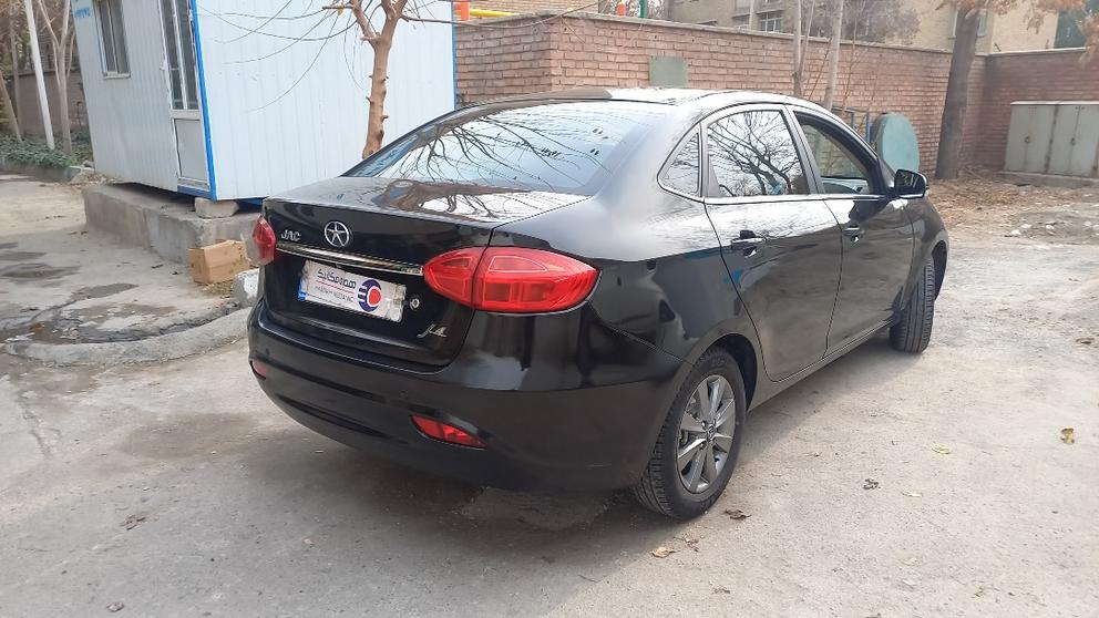 خرید و فروش جک J4 اتوماتیک مدل 1402 نقد و اقساط – همراه مکانیک