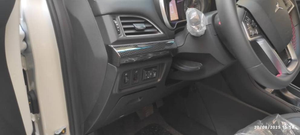 خرید و فروش کی ام سی SR3 موتور 1600 مدل 1404 نقد و اقساط – همراه مکانیک