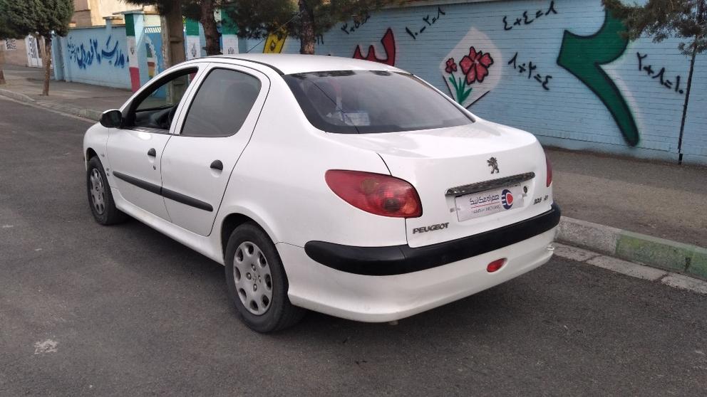 خرید و فروش پژو 206 صندوقدار V8 مدل 1396 با ضمانت – همراه مکانیک