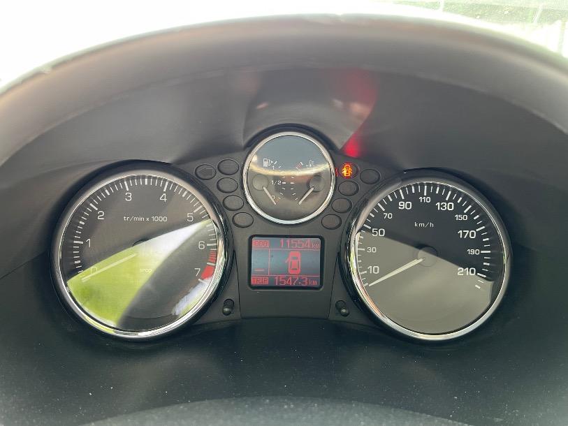 خرید و فروش پژو 207 اتوماتیک - ESP مدل 1402 نقد و اقساط – همراه مکانیک