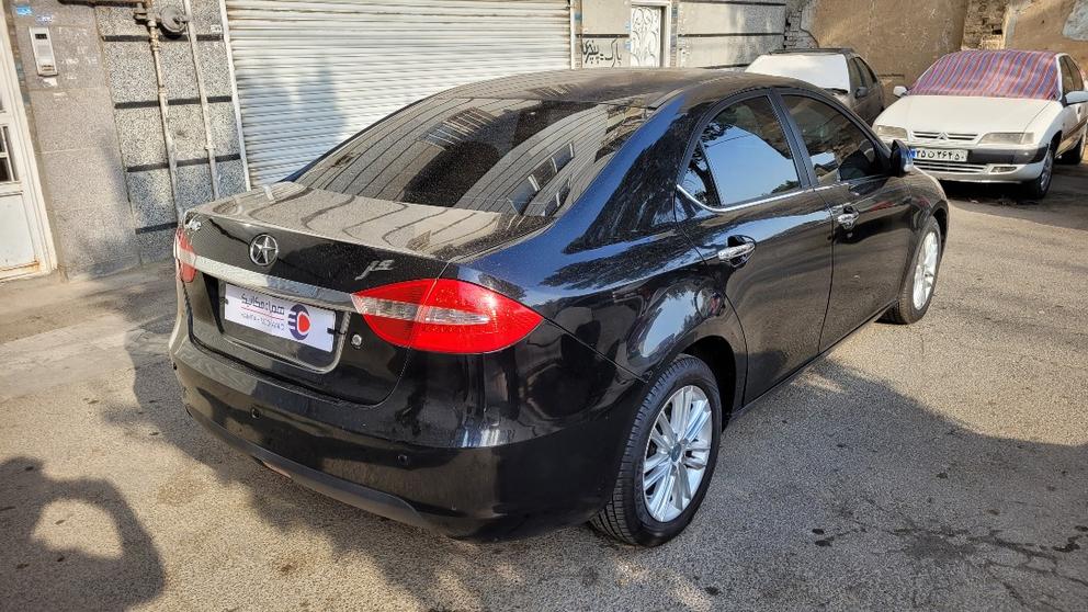 خرید و فروش جک J5 اتوماتیک 1800 مدل 1393 با ضمانت – همراه مکانیک