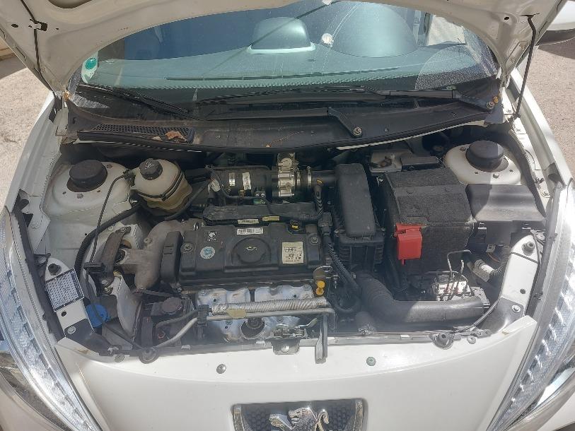 خرید و فروش پژو 207 دنده ای با موتور ESP - TU3 مدل 1403 نقد و اقساط – همراه مکانیک