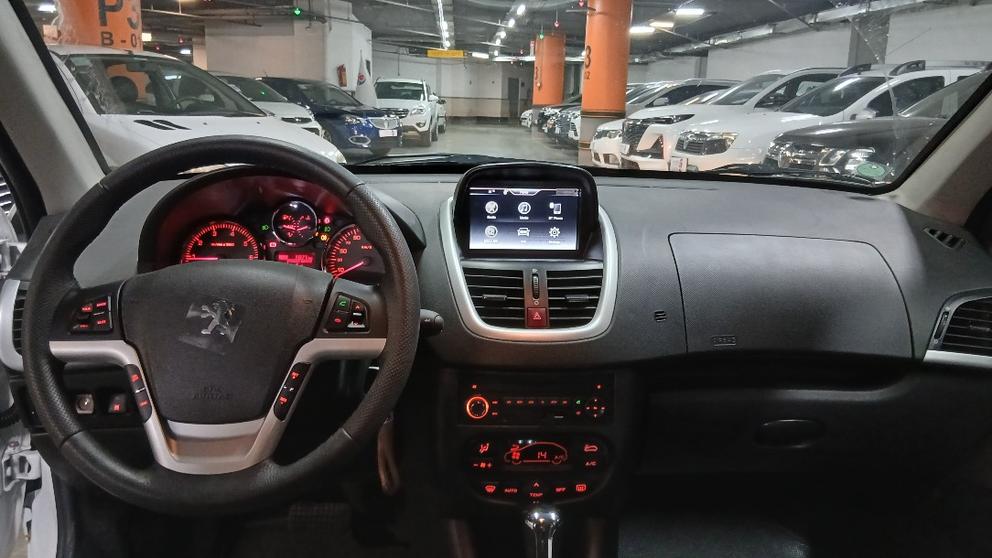 خرید و فروش پژو 207 اتوماتیک - ESP مدل 1403 نقد و اقساط – همراه مکانیک