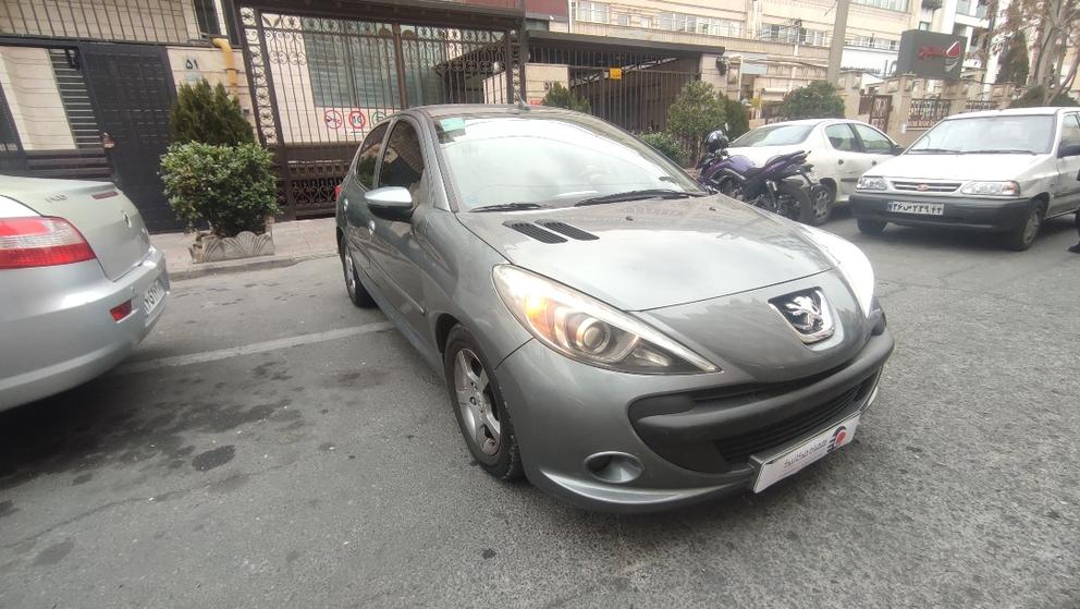 خرید و فروش پژو 207 دنده‌ای مدل 1398 نقد و اقساط – همراه مکانیک