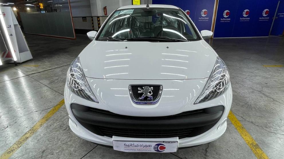 خرید و فروش پژو 207 اتوماتیک - ESP مدل 1404 نقد و اقساط – همراه مکانیک