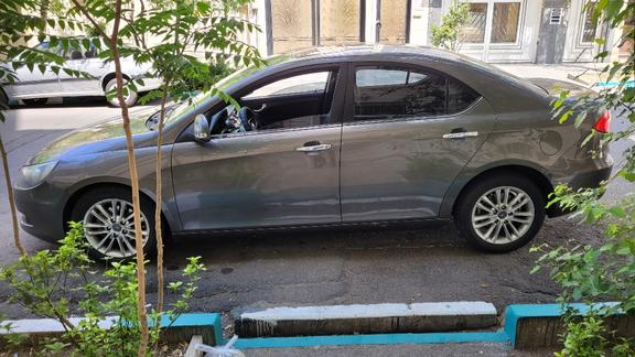 خرید و فروش جک J5 اتوماتیک 1800 مدل 1394 با ضمانت – همراه مکانیک