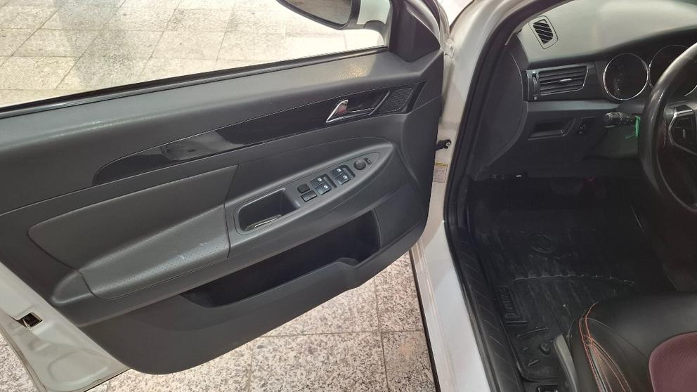 خرید و فروش دانگ فنگ H30 cross اتوماتیک مدل 1397 نقد و اقساط – همراه مکانیک