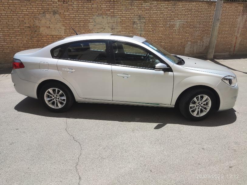 خرید و فروش برلیانس H330 اتوماتیک 1500 مدل 1396 با ضمانت – همراه مکانیک