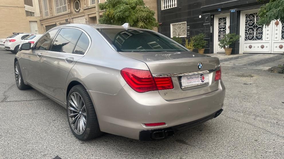 خرید و فروش بی ام و سری 7 730Li مدل 2011 با ضمانت – همراه مکانیک