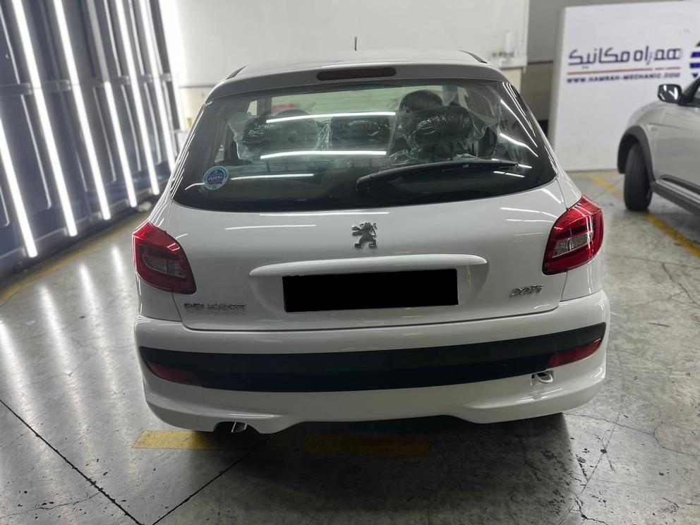 خرید و فروش پژو 207 اتوماتیک - ESP مدل 1404 نقد و اقساط – همراه مکانیک