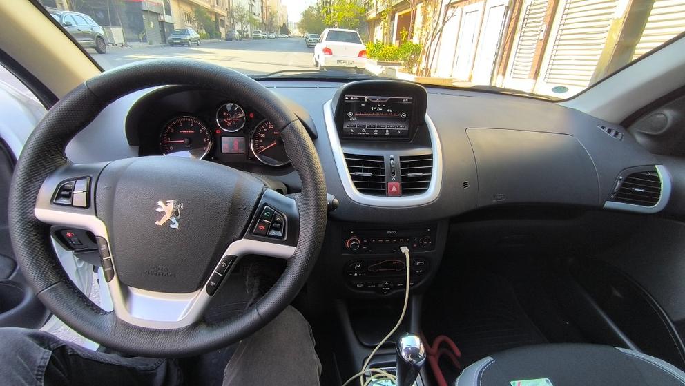 خرید و فروش پژو 207 اتوماتیک - ESP مدل 1402 نقد و اقساط – همراه مکانیک