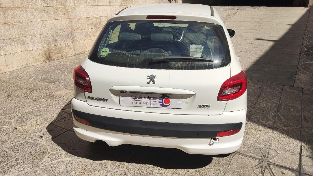 خرید و فروش پژو 207 اتوماتیک - ESP مدل 1402 نقد و اقساط – همراه مکانیک