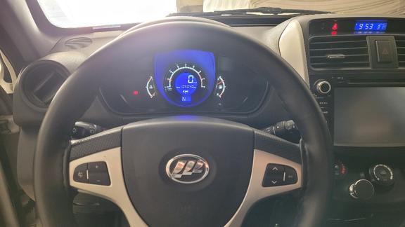 خرید و فروش لیفان X60 اتوماتیک مدل 1396 با ضمانت – همراه مکانیک