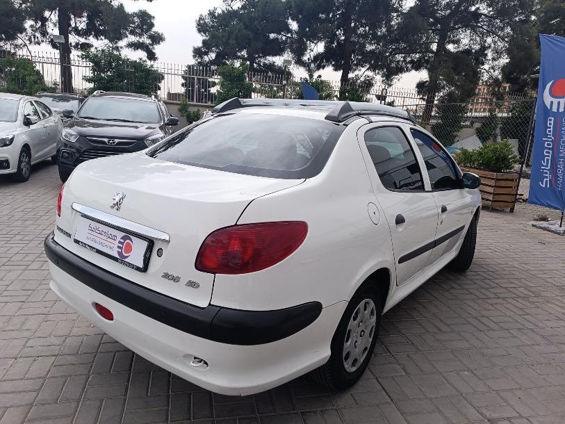 خرید و فروش پژو 206 صندوقدار V8 مدل 1397 با ضمانت – همراه مکانیک