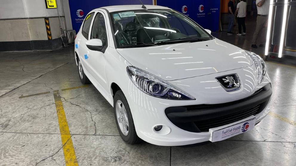 خرید و فروش پژو 207 اتوماتیک - ESP مدل 1404 نقد و اقساط – همراه مکانیک