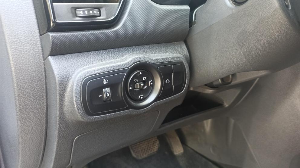 خرید و فروش ام وی ام X33 s اتوماتیک اسپرت مدل 1395 با ضمانت – همراه مکانیک