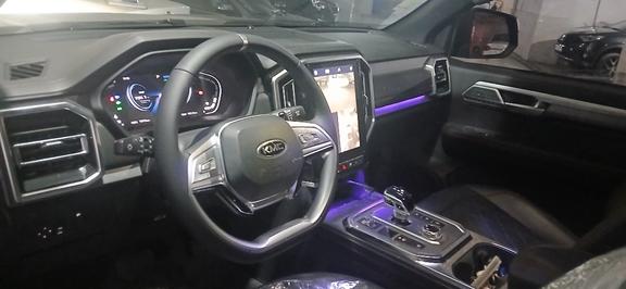 خرید و فروش کی ام سی T9 توربو 2000 مدل 1403 نقد و اقساط – همراه مکانیک