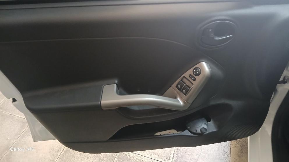 خرید و فروش ساینا S - ESP مدل 1404 نقد و اقساط – همراه مکانیک