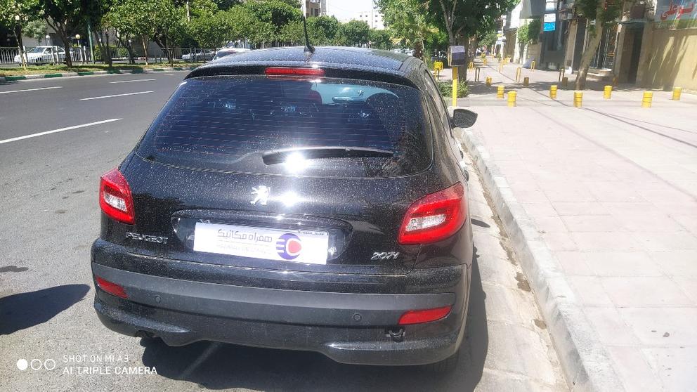 خرید و فروش پژو 207 دنده ای سقف شیشه ای - ESP مدل 1403 نقد و اقساط – همراه مکانیک