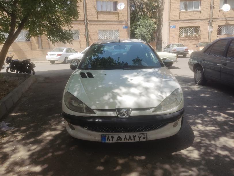 خرید و فروش پژو 206 صندوقدار V8 مدل 1394 با ضمانت – همراه مکانیک