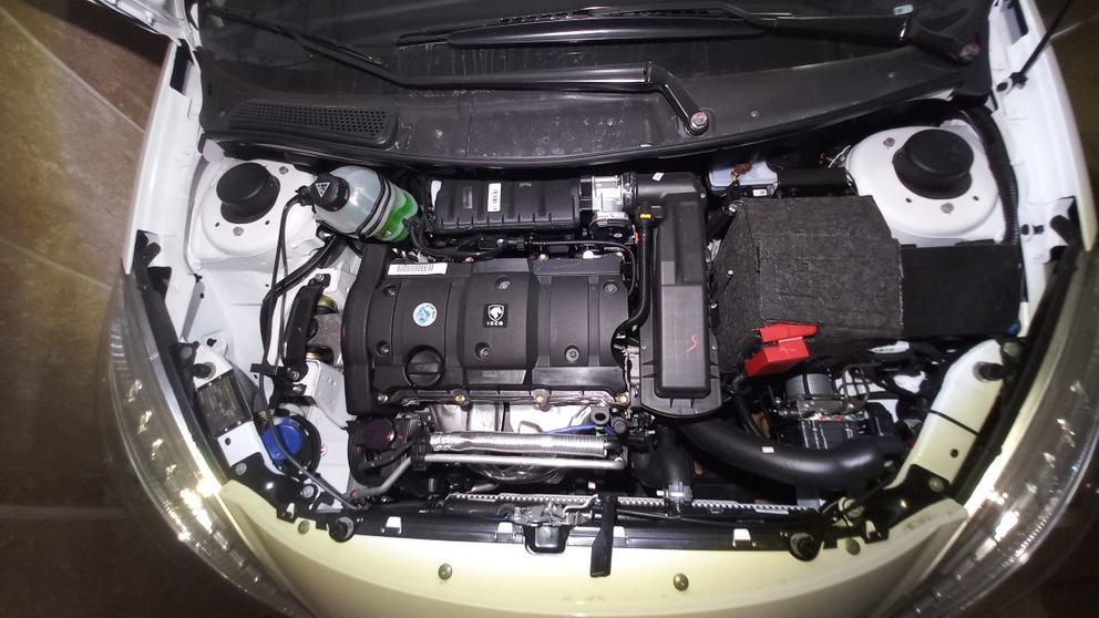 خرید و فروش پژو 207 دنده ای نیمه فول - ESP مدل 1404 نقد و اقساط – همراه مکانیک