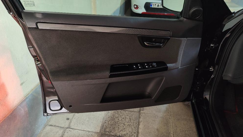 خرید و فروش سمند سورن پلاس XU7P مدل 1404 نقد و اقساط – همراه مکانیک