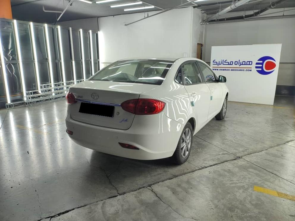 خرید و فروش جک J4 اتوماتیک مدل 1404 نقد و اقساط – همراه مکانیک