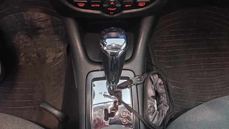 خرید و فروش پژو 207 اتوماتیک - ESP مدل 1402 نقد و اقساط – همراه مکانیک