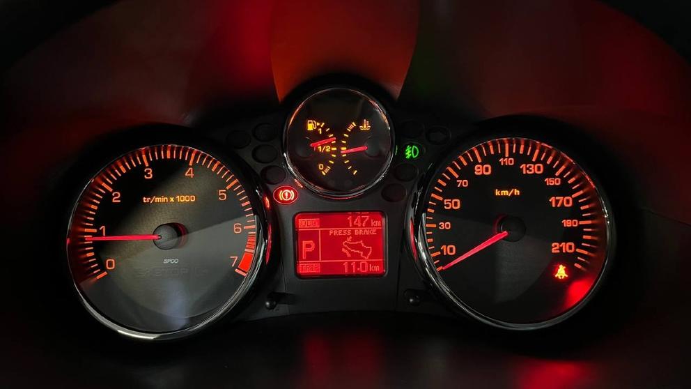 خرید و فروش پژو 207 اتوماتیک - ESP مدل 1402 نقد و اقساط – همراه مکانیک