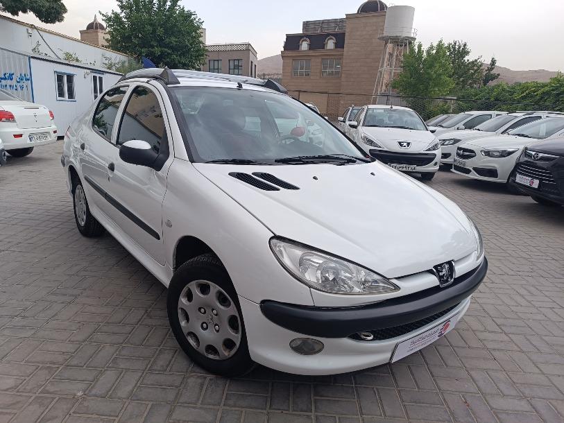خرید و فروش پژو 206 صندوقدار V8 مدل 1397 با ضمانت – همراه مکانیک