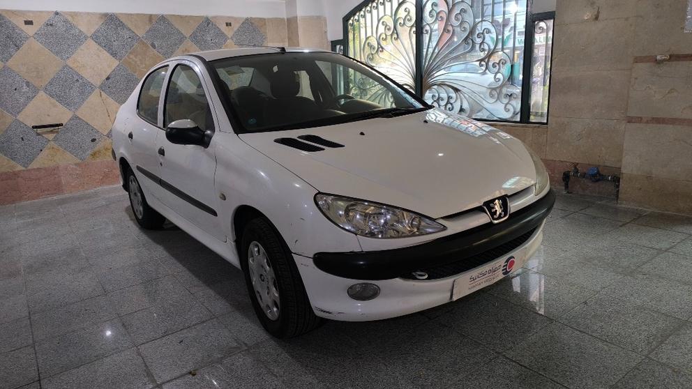 خرید و فروش پژو 206 صندوقدار V8 مدل 1393 با ضمانت – همراه مکانیک