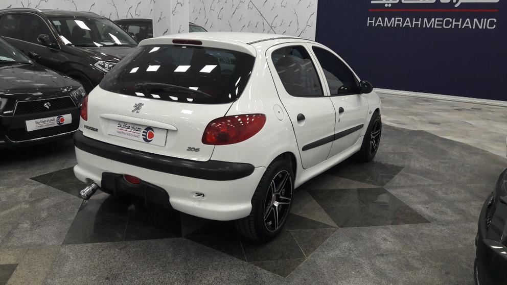 خرید و فروش پژو 206 تیپ 2 مدل 1396 با ضمانت – همراه مکانیک