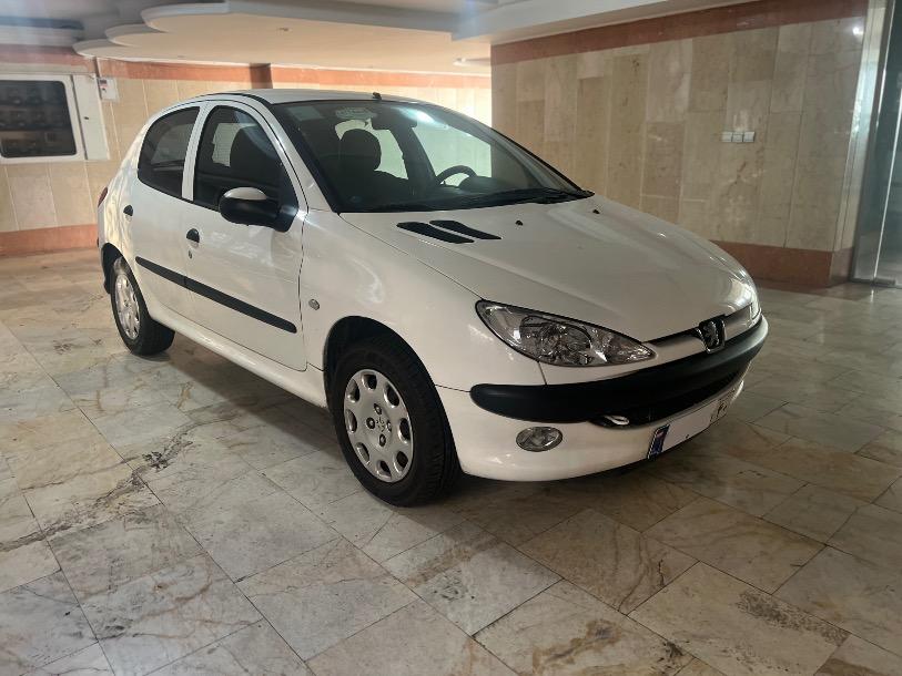 خرید و فروش پژو 206 تیپ 5 مدل 1396 با ضمانت – همراه مکانیک