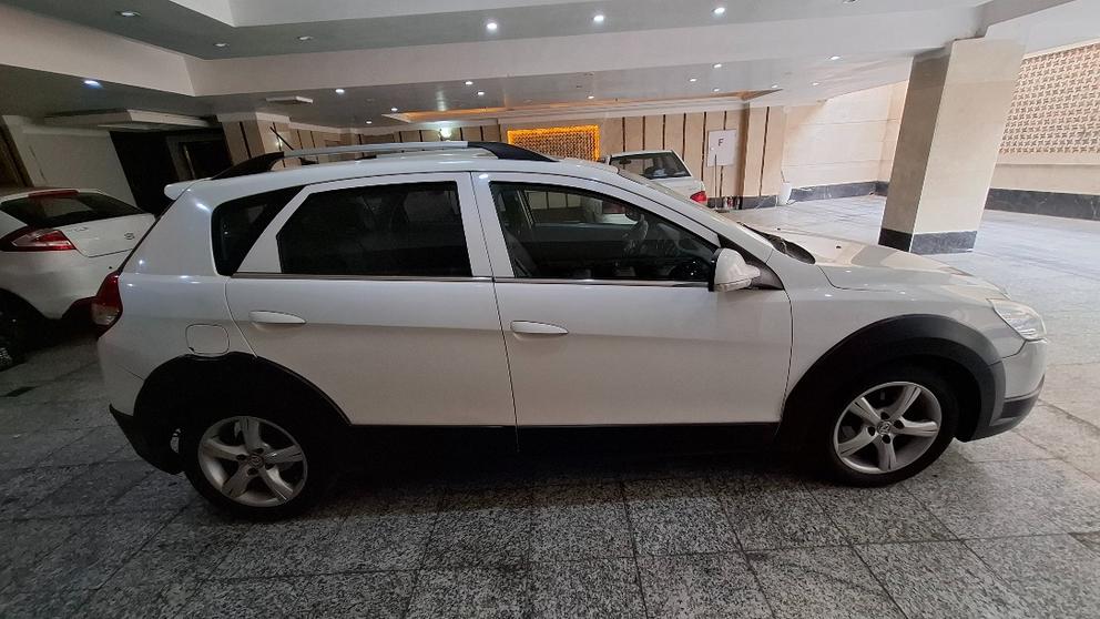 خرید و فروش دانگ فنگ H30 cross اتوماتیک مدل 1397 نقد و اقساط – همراه مکانیک