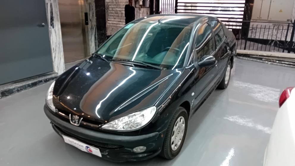 خرید و فروش پژو 206 صندوقدار V8 مدل 1396 با ضمانت – همراه مکانیک