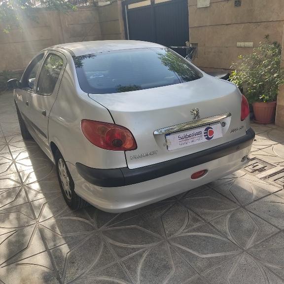 خرید و فروش پژو 206 صندوقدار V8 مدل 1394 با ضمانت – همراه مکانیک