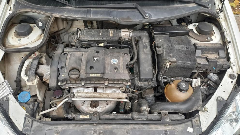 خرید و فروش پژو 206 صندوقدار V8 مدل 1399 نقد و اقساط – همراه مکانیک