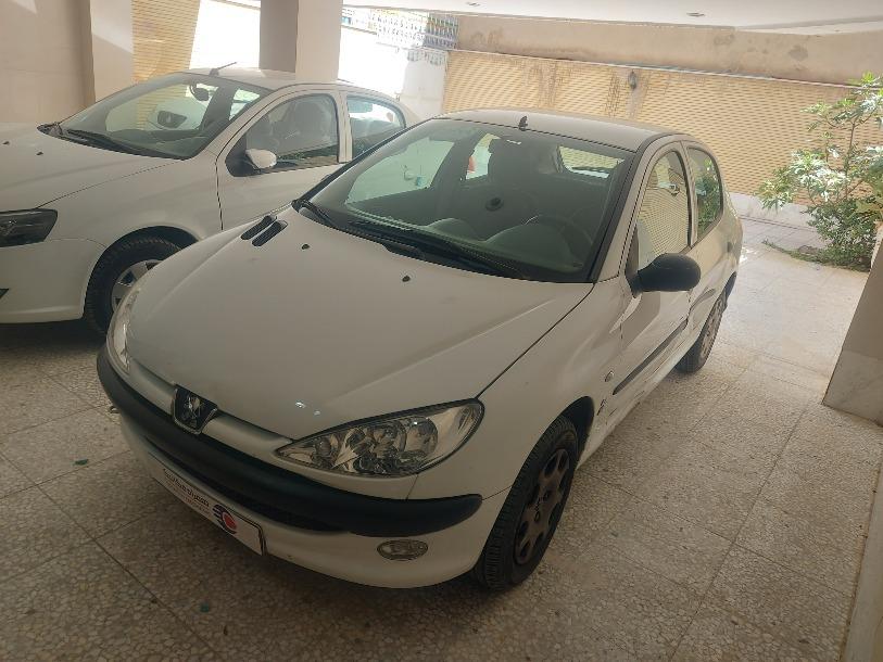 خرید و فروش پژو 206 تیپ 2 مدل 1397 با ضمانت – همراه مکانیک