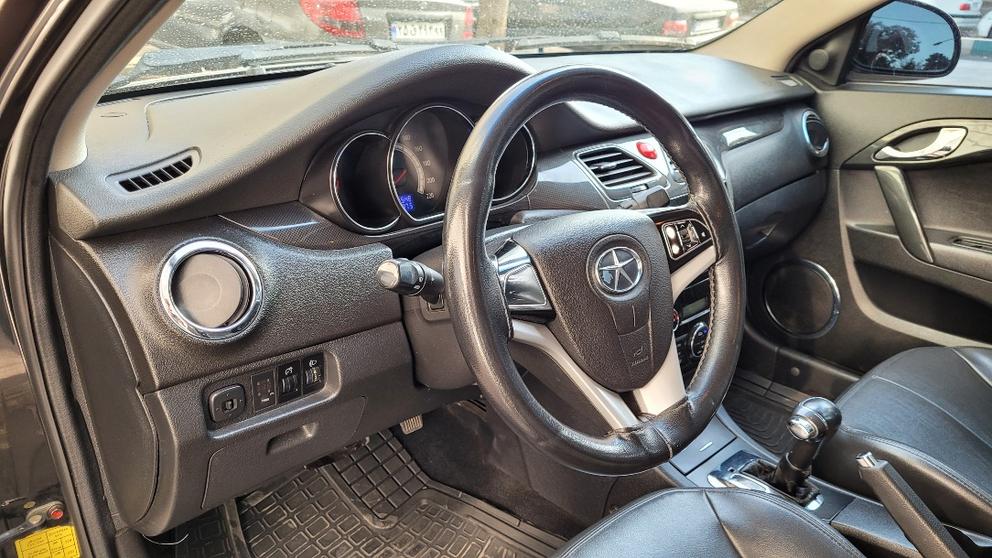 خرید و فروش جک J5 اتوماتیک 1800 مدل 1393 با ضمانت – همراه مکانیک