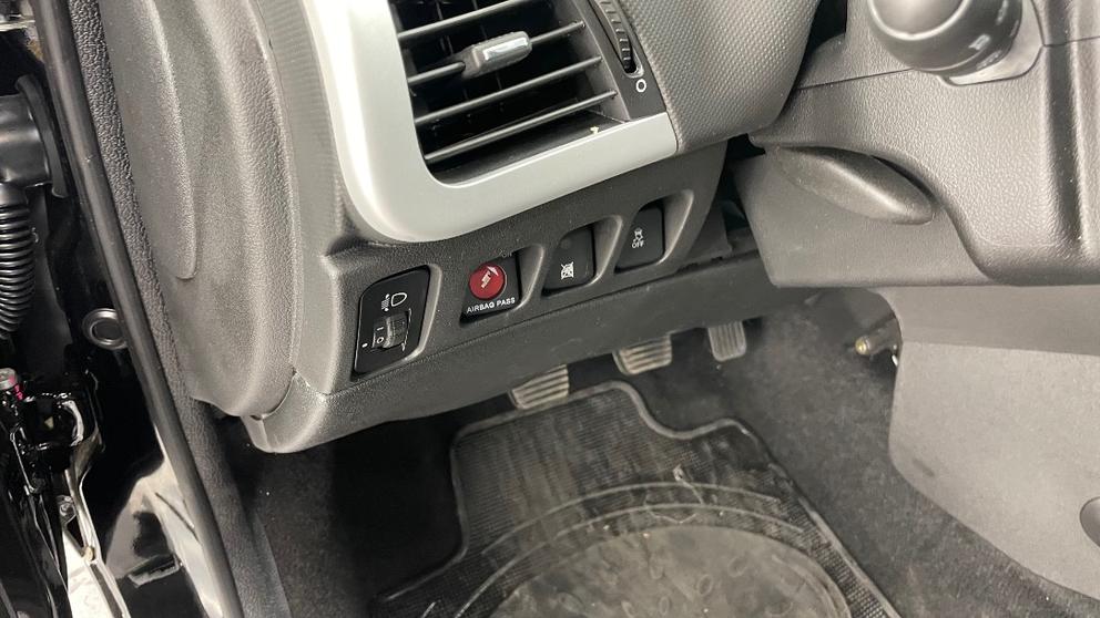 خرید و فروش پژو 207 دنده ای - TU5P مدل 1404 نقد و اقساط – همراه مکانیک