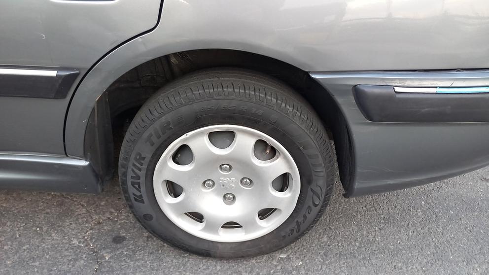 خرید و فروش پژو پارس (ELX(XUM مدل 1395 با ضمانت – همراه مکانیک