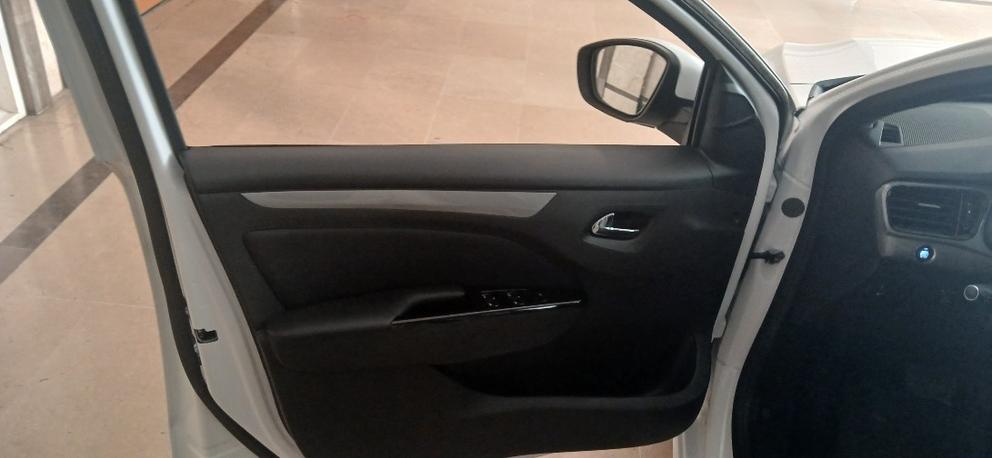 خرید و فروش تارا اتومات V4 مدل 1404 نقد و اقساط – همراه مکانیک