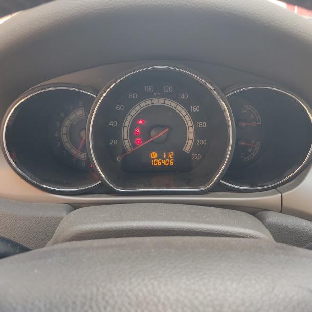 خرید و فروش جک J5 دنده ای 1500 مدل 1394 با ضمانت – همراه مکانیک