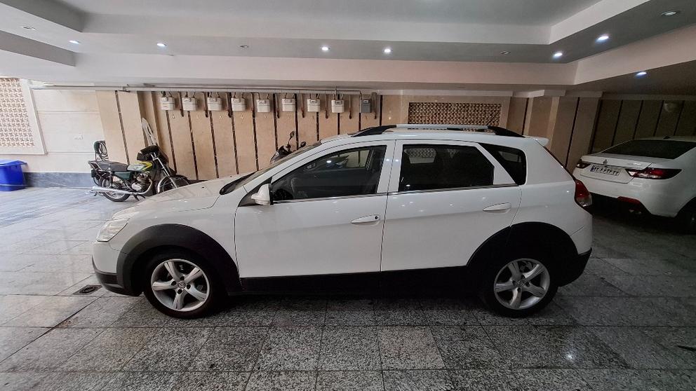 خرید و فروش دانگ فنگ H30 cross اتوماتیک مدل 1397 نقد و اقساط – همراه مکانیک