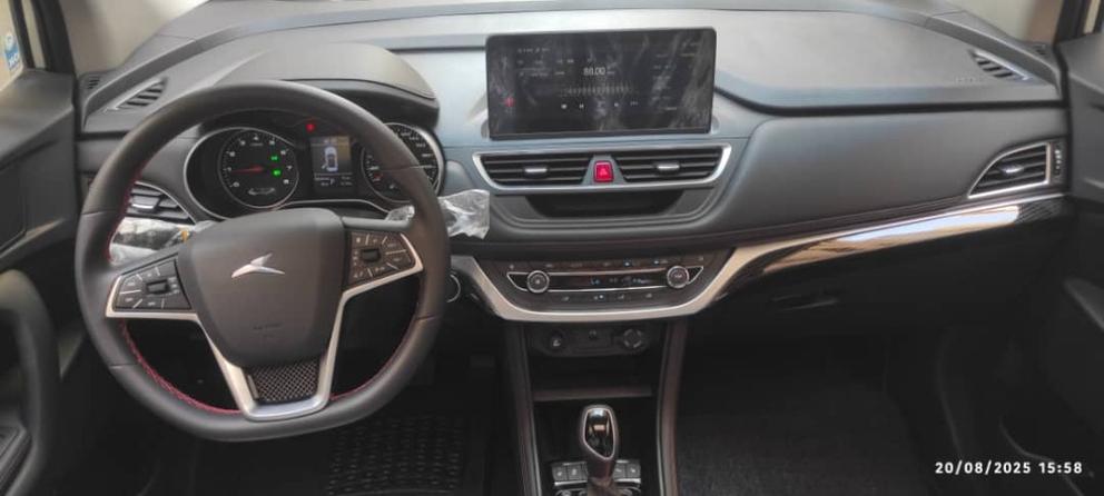 خرید و فروش کی ام سی SR3 موتور 1600 مدل 1404 نقد و اقساط – همراه مکانیک