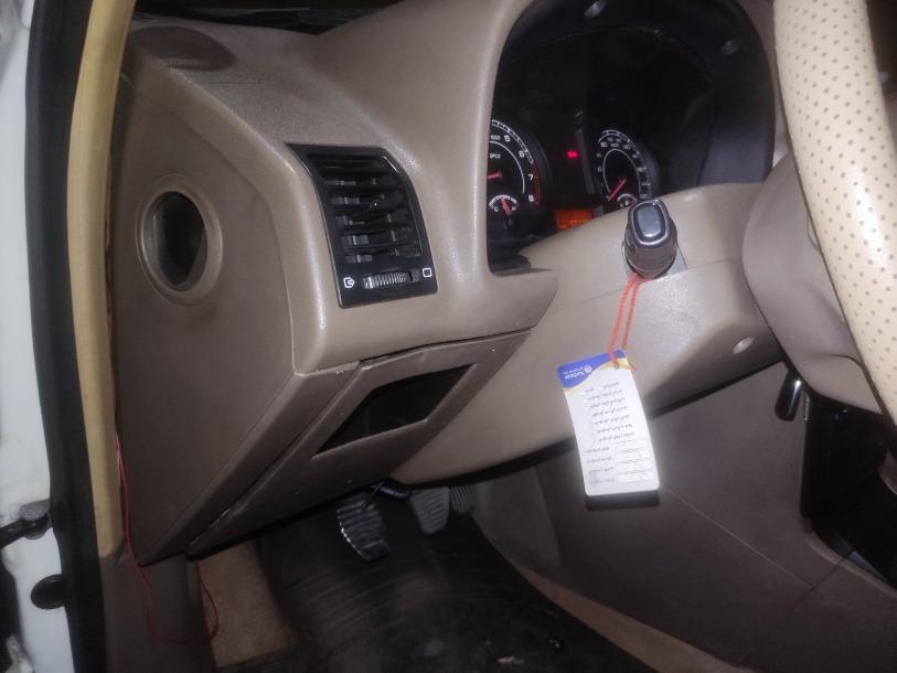 خرید و فروش پژو 405 SLX دنده ای مدل 1396 با ضمانت – همراه مکانیک